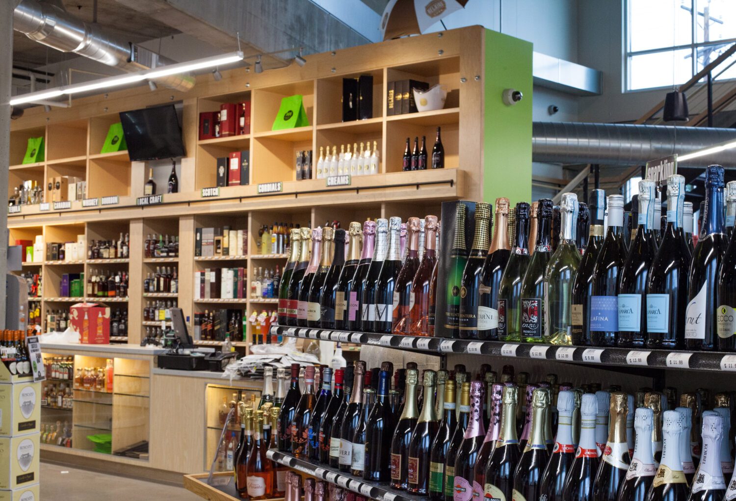 Broadway Liquor Outlet | SullivanDay