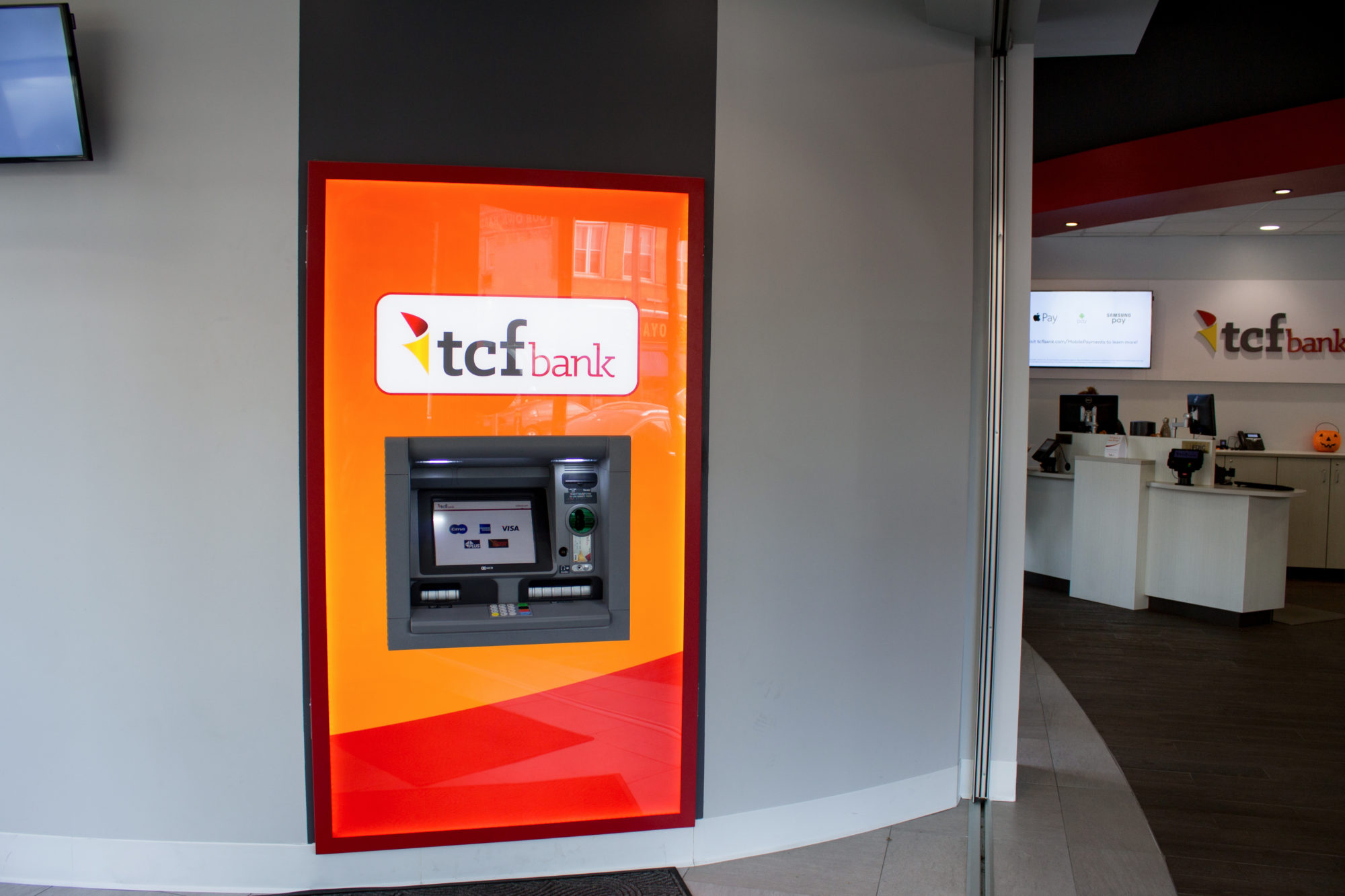 TCF Bank – Dinkytown | SullivanDay